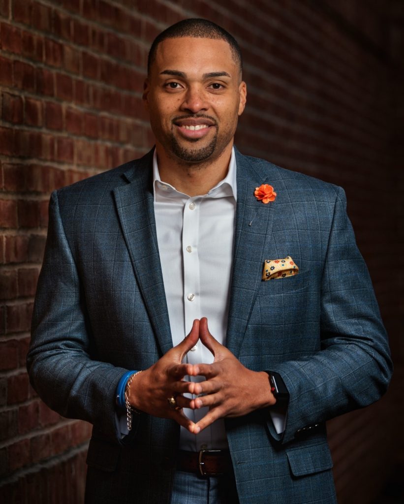Dynamic Women & The Men Who Support Them – Tyrone V. Ross Jr. | Copytalk